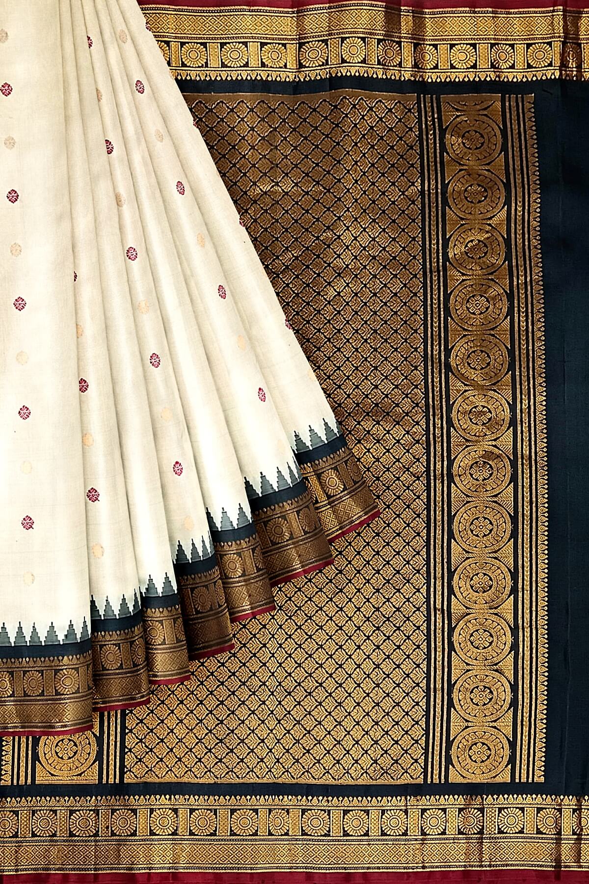 Gadwal silk sarees
